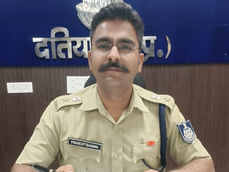 Pradeep Sharma will be the new SP of Ujjain. | प्रदीप शर्मा होंगे ...