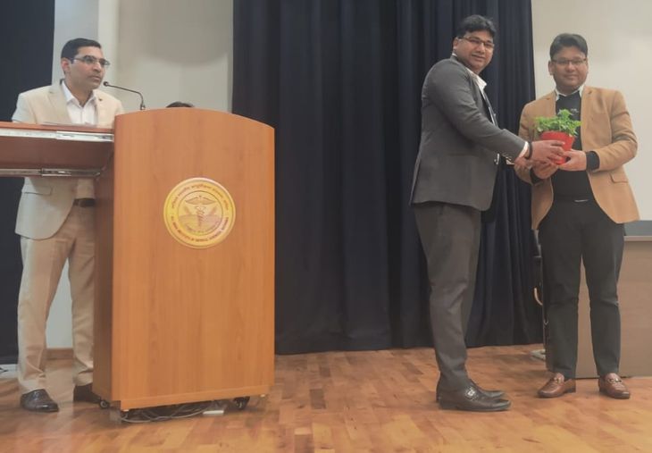 Risk of cancer in mouth, tongue and throat due to tobacco, pan masala ...