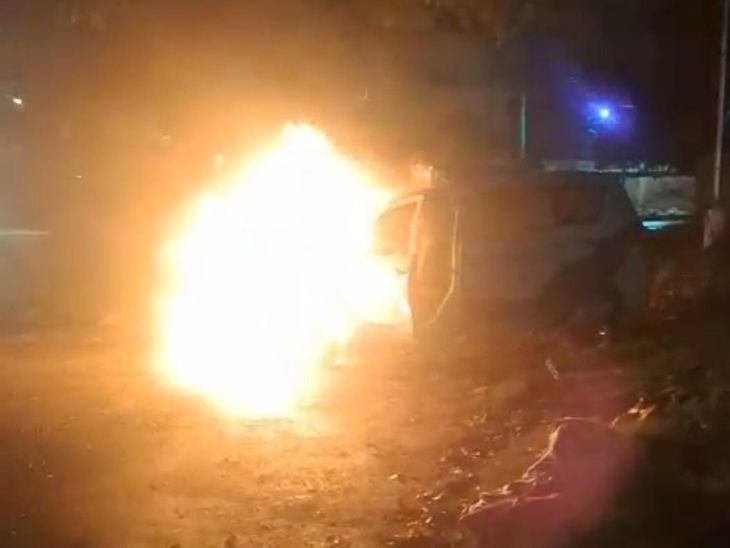 mohali Chandigarh Police PCR Fire | चंडीगढ़ पुलिस की पीसीआर में लगी आग ...