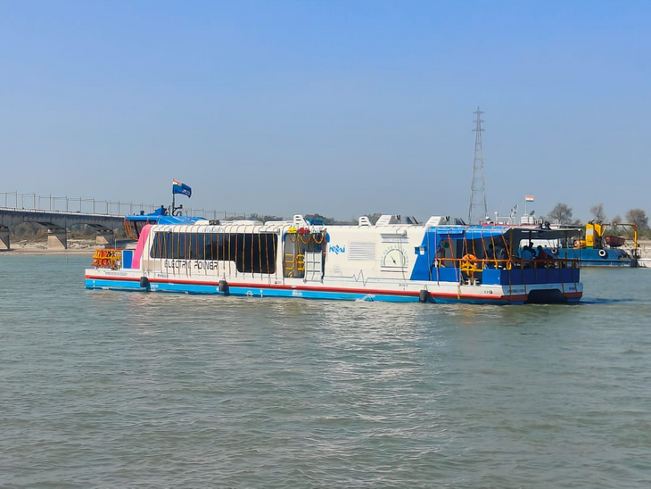 Ayodhya got the gift of water metro