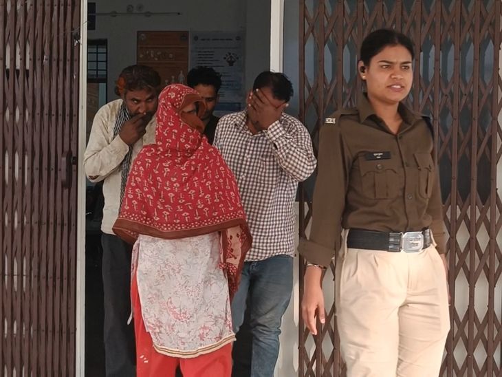 Four members of thief gang arrested