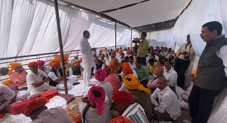 Barwa ji gave Gotra information to the Rajputs who came to Malwa from ...