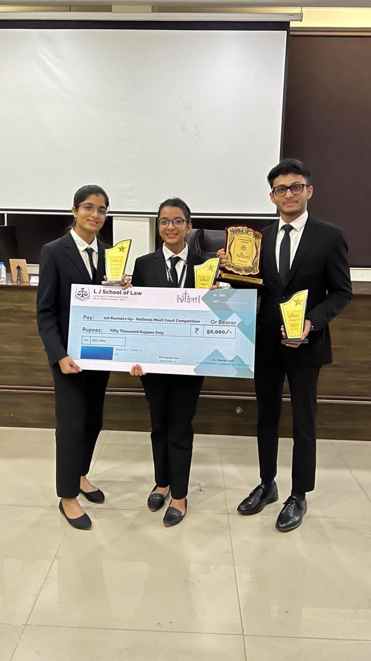 Hardika from Jhabua district got second place in the National Moot ...