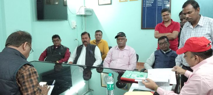 The circle officer allotted light to the newly appointed revenue sub ...