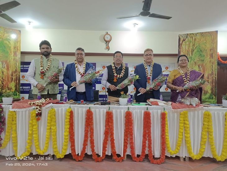 Anjali became the president of Sahodaya and Dr. Pathak became the ...