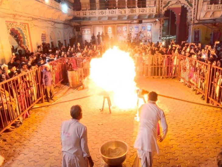 Ral Darshan in Dwarkadhish Temple Kankroli | द्वारिकाधीश मंदिर कांकरोली ...