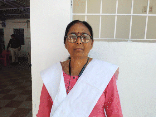 How much do you know about Shashi Yadav?