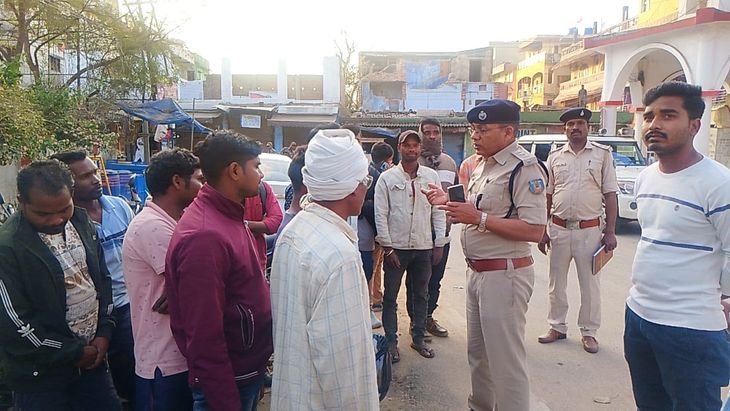 Vehicle checking campaign conducted under the leadership of SDPO near ...