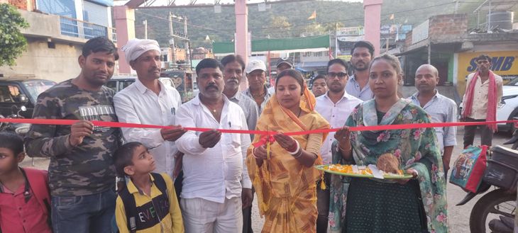 Indigenous handicraft fair started at Dumri- Isri bus stand | डुमरी ...