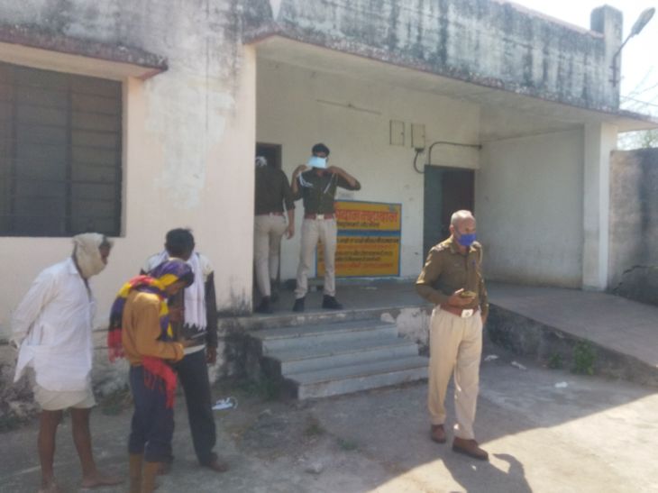 Case of dead body found in a well in Panch Imli village | पांच इमली ...