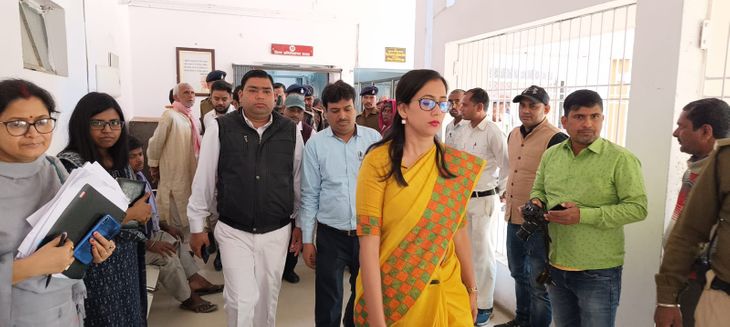 Newly appointed DM Alankrita Pandey took charge, gave instructions to ...