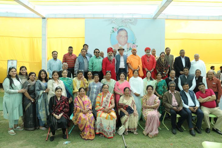 Celebrated birthday of LPS founder Seth Bimal Prasad Jain | एलपीएस ...