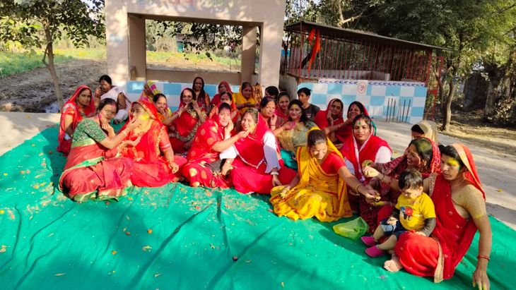 Maa Narayani Mata Mahila Mandal Sen Samaj celebrated Phagotsav with joy ...