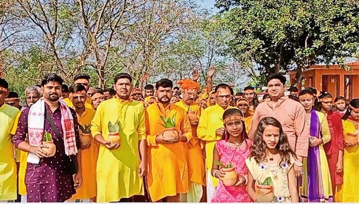 24 hours Akhand Ashtyam starts with Kalash Yatra at Mashrak ...