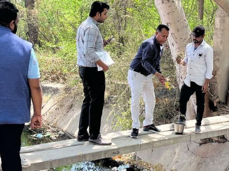 Coloured water filled in canal in Pali, Rajasthan | नहर में भरा गंदा ...