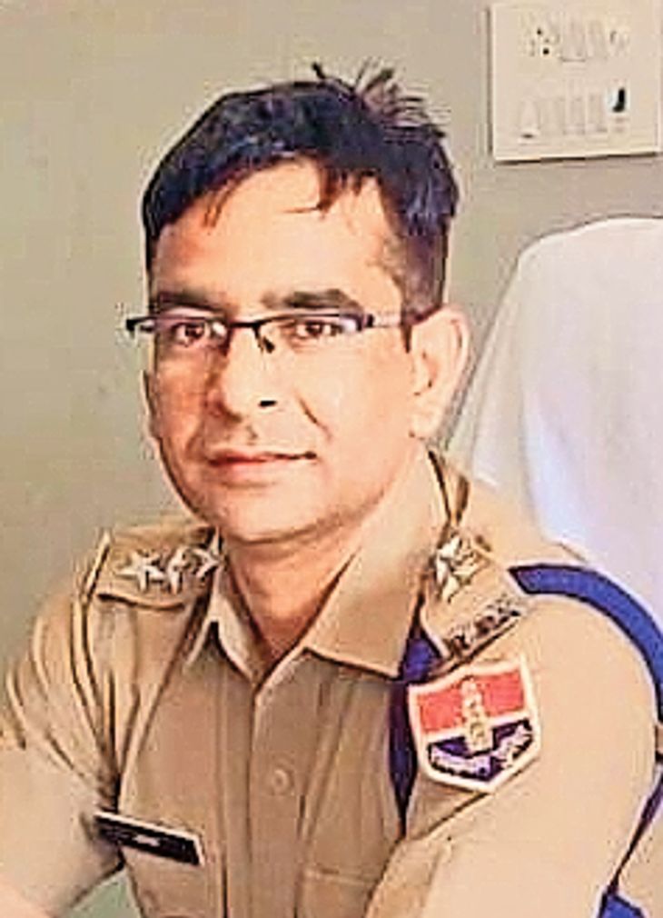 Charul Gupta Nangal became Rajawatan DSP, Brijesh Kumar charged with cyber crime, Dausa. | पुलिस ...