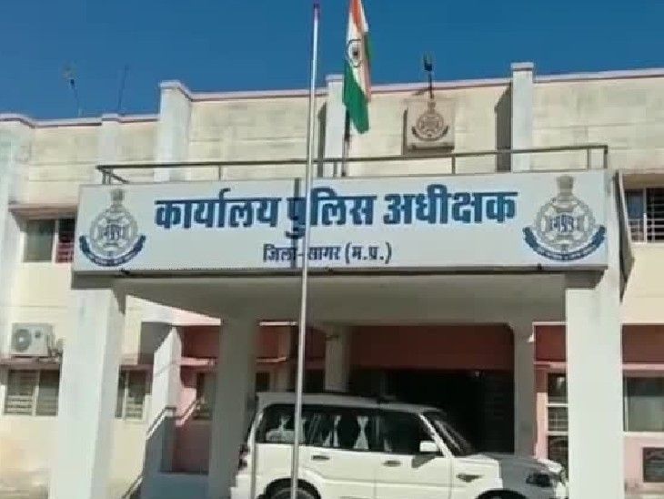 5 policemen including civil line TI suspended in Sagar | सागर में सिविल ...