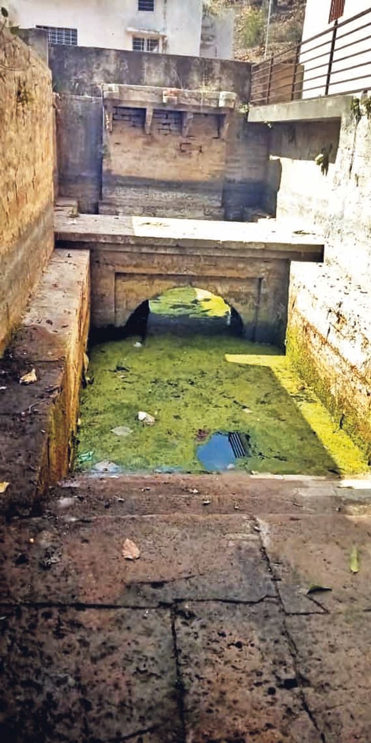 Rambilas Bagh in Talwas, ancient stepwells should be saved | तलवास में ...