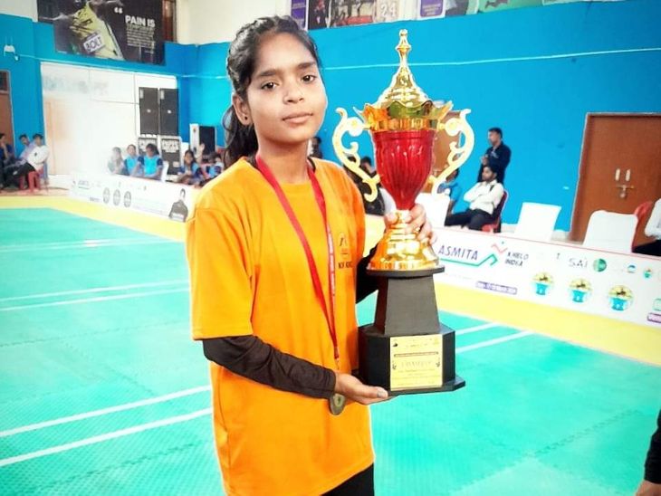 Neetu Gaur increased the pride of Ghazipur | नीतू गौड़ ने बढ़ाया ...