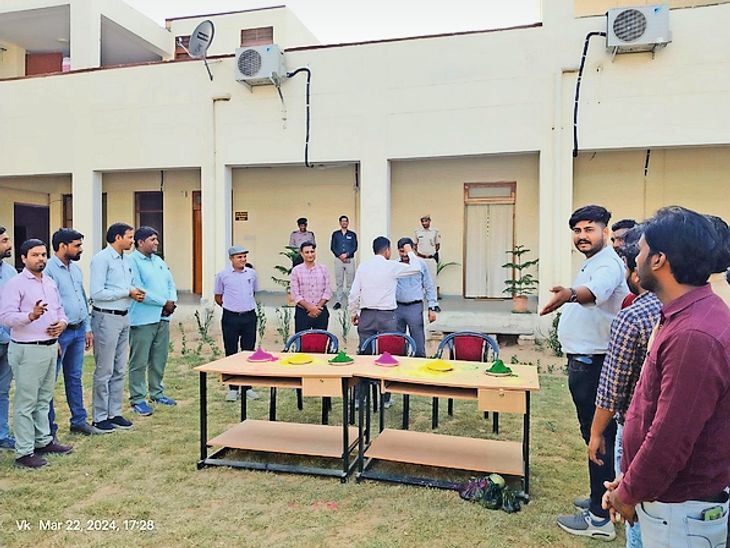 People danced in Phagotsav, gave the message of playing Holi with ...