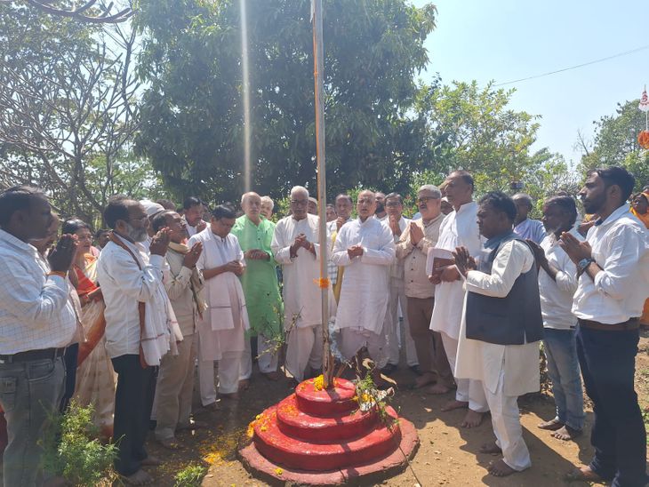 Celebrated the foundation day of the idol of Sadhguru Sadaphal in ...