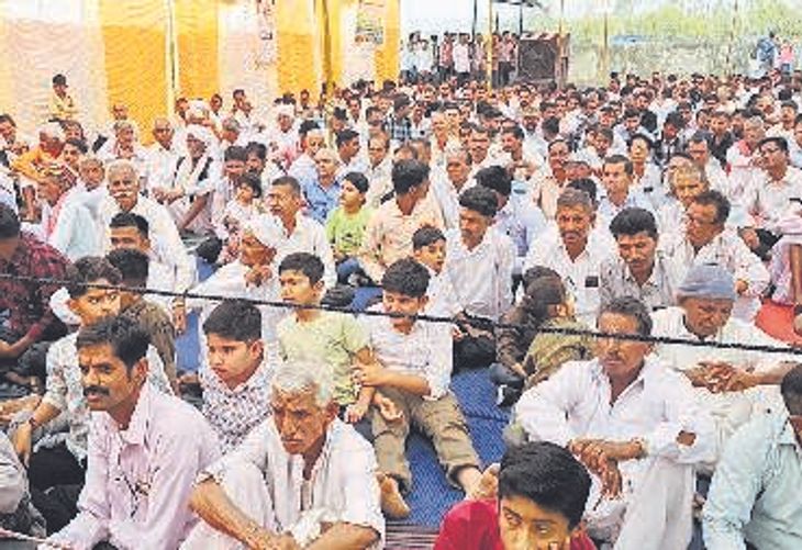 Performed the ritual of mass search of 21 children of Mewada Suthar ...