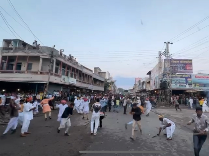 Unique Holi is played in Ghatol