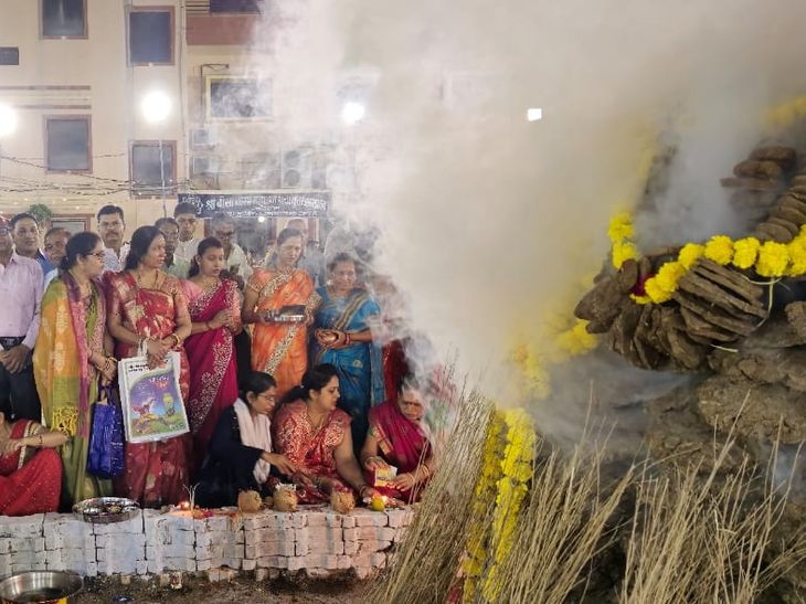 Bisa Neema Samaj burnt 5000 condos, first worshiped on Holi and then ...