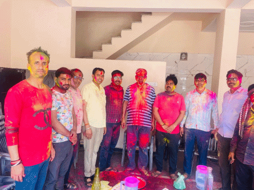 Neemkathana city immersed in Rangotsav | रंगोत्सव में डूबा नीमकाथाना ...