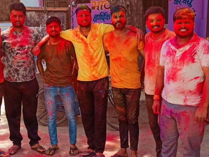 Festival of colors in big saree | बड़ी सादड़ी में रंगोत्सव की धूम: एक ...