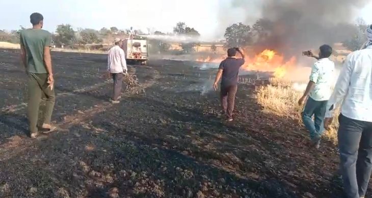 Five acres of wheat crop destroyed due to spark from short circuit ...
