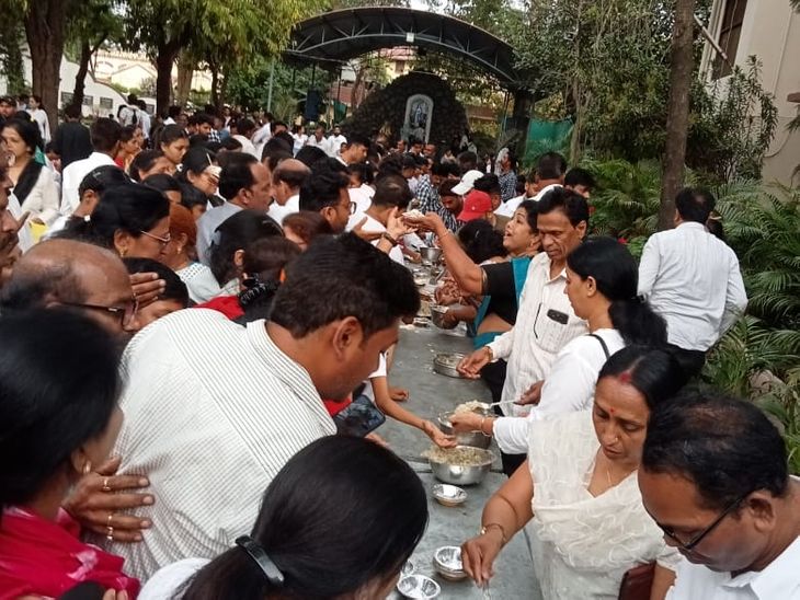 Catholic community organized in Red Church of Indore | इंदौर के रेड ...