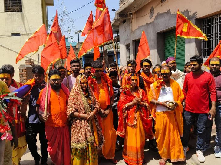 Flag hoisted for Maa Nandini Temple Pran Pratistha and Mahayagya | मां ...