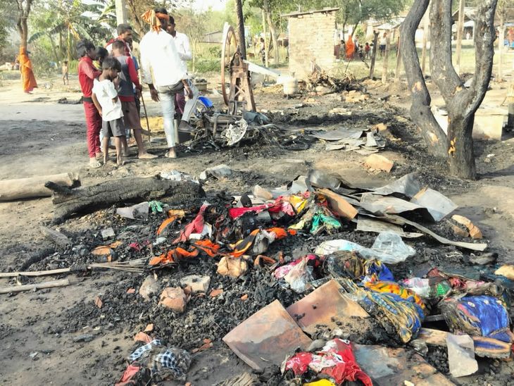 More than a hundred houses reduced to ashes due to fire in Bindtoli of ...