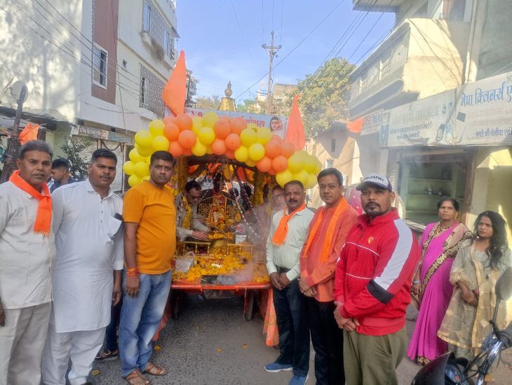 Sai Prabhat Pheri started with devotion in Indore | इंदौर में भक्तिभाव ...