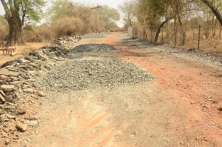 Excavation of road between Bhauria Pulia and Garantha Road