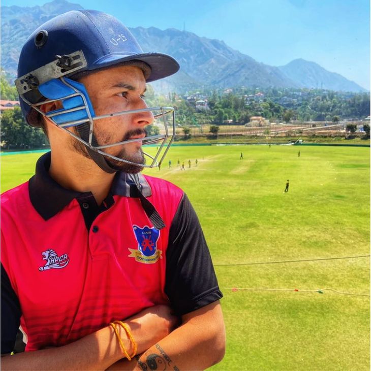 The Avengers Club won the match by 14 runs, The Rising Falcons lost | द ...