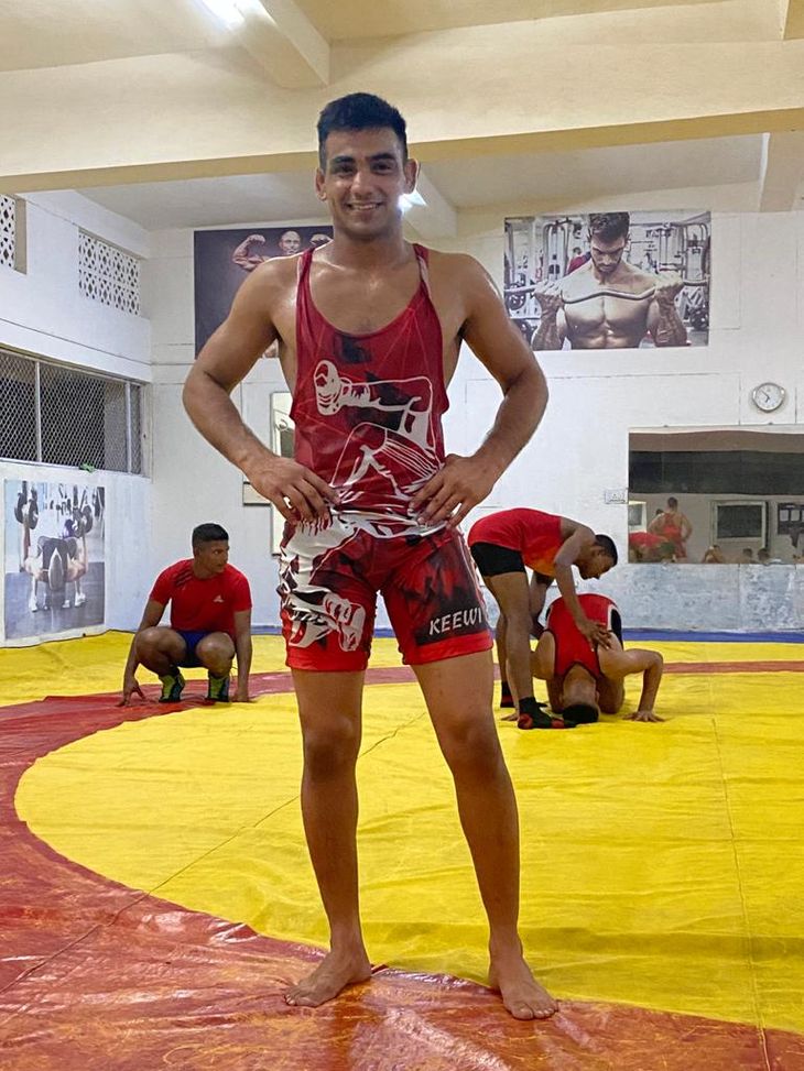 Army jawan Ajay Suthar won bronze in wrestling | सेना के जवान अजय सुथार ...