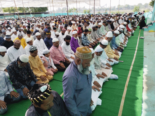 On Eid, Kapasan's Idgahs are full of life since morning in kapasan | ईद ...
