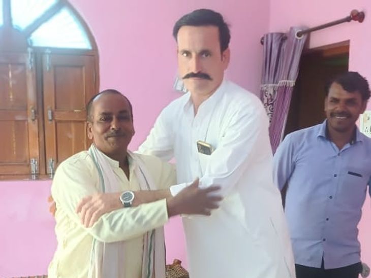 Eid was celebrated in village Taj Chaudi | ग्राम तज चौड़ी में ईद मनाई ...