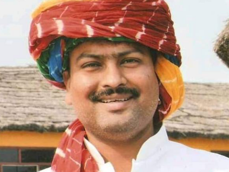 Pawan Pandey challenged Deputy CM Brijesh Pathakण्Ayodhya. BJP. SP ...