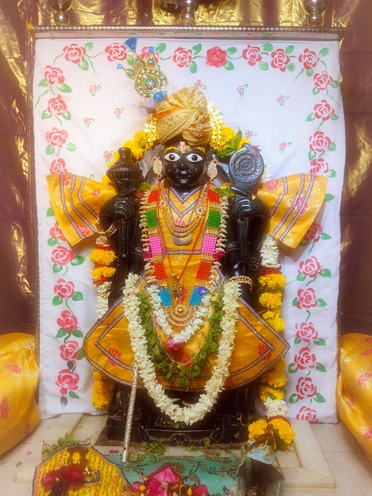 Lord Ranchhod Rai was decorated on the occasion of Shri Matsya Avatar ...