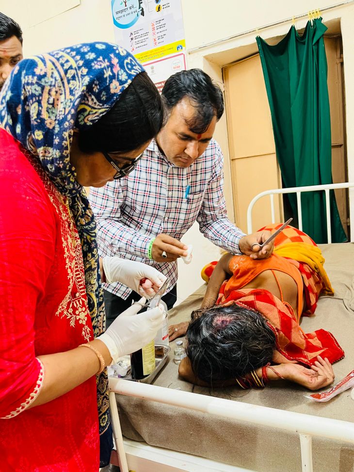 The accident happened at night on Ratadi Road from Singad Village ...