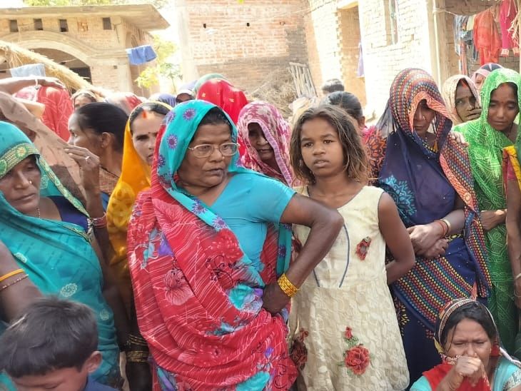 Case of beating mother and daughter with iron rods and sticks