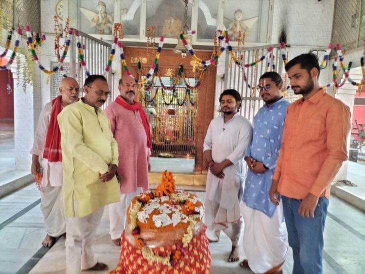 101 kg laddu was offered in Mata Vaishnavi temple | माता वैष्णवी मन्दिर ...