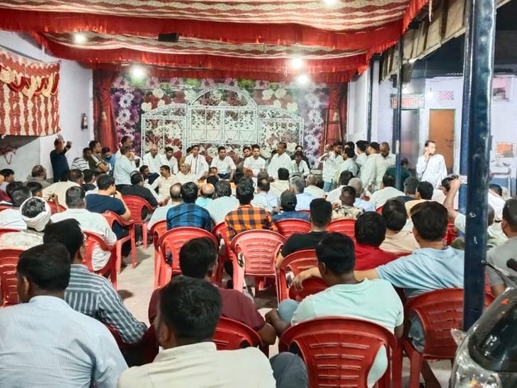 BSP candidate Rajendra Solanki was welcomed by Saini community
