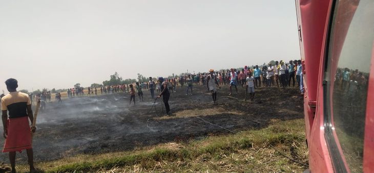 Fire broke out at half a dozen places in the subdivision, goods worth ...