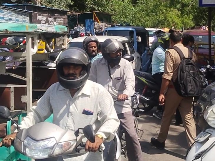 There was a traffic jam in Kanpur on the first day of nomination | कानपुर में नामांकन के पहले ...