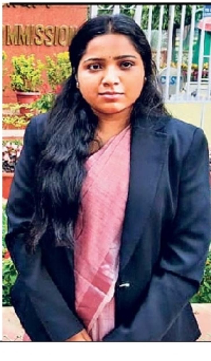 People used to taunt the father for not having a son, Priyangi answered by clearing UPSC | बेटा ...