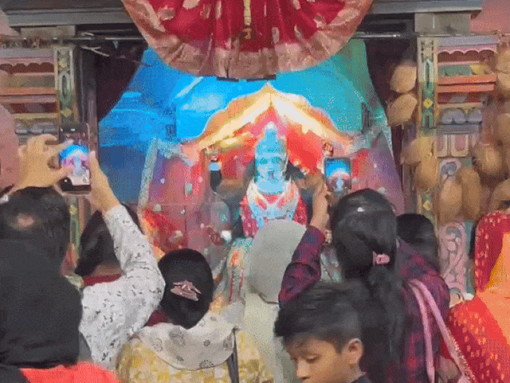 On Maha Ashtami and Foundation Day, sixteen decorations were done and ...